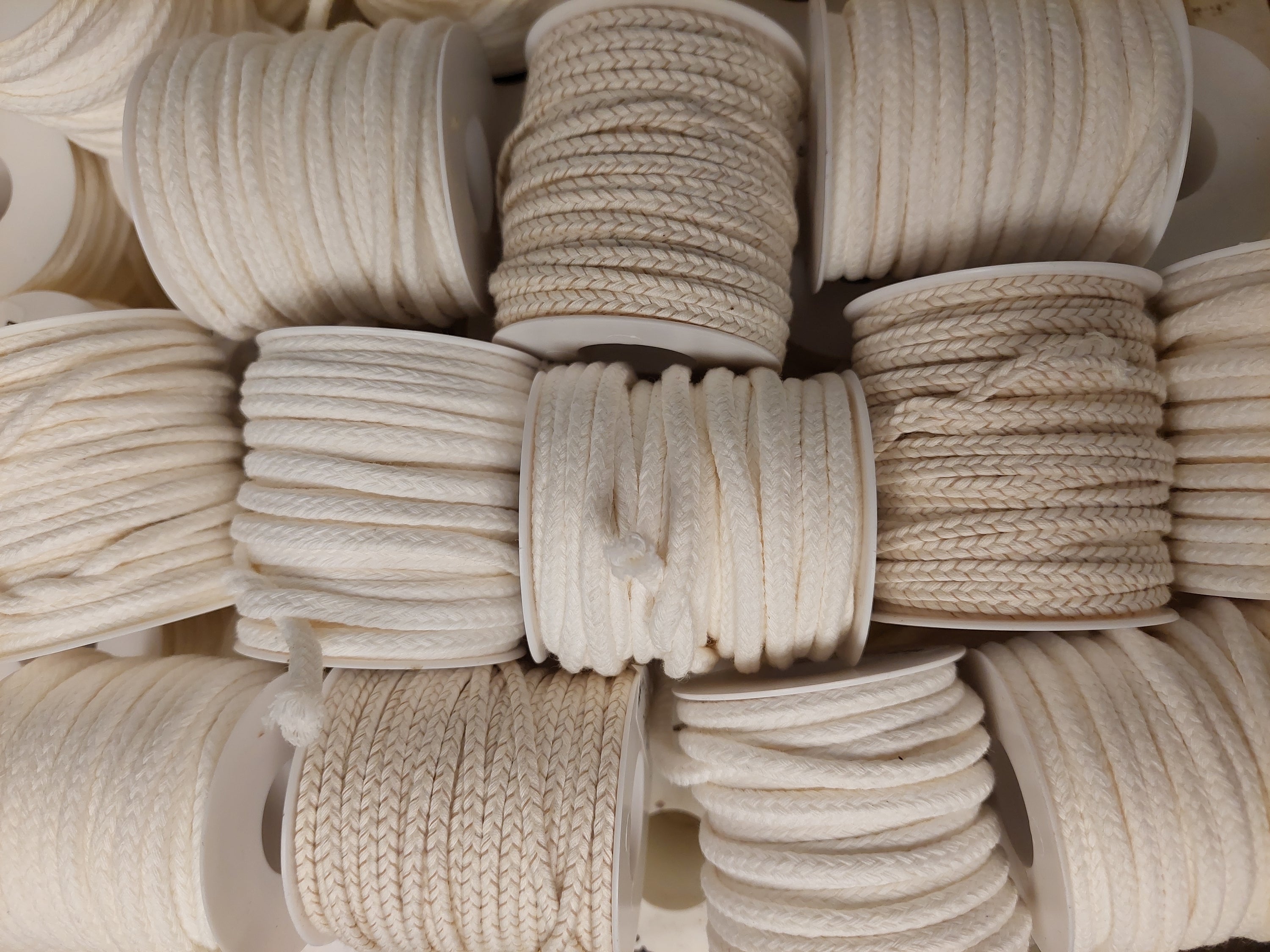 Wick Selection Guide | Choose the Perfect Wick for Your Candle – Wicks ...